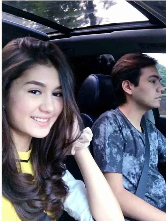 Sering Dikira Pacar, Ini 6 Potret Kebersamaan Zoe Abbas Jackson dan Kakak - Hot Liputan6.com