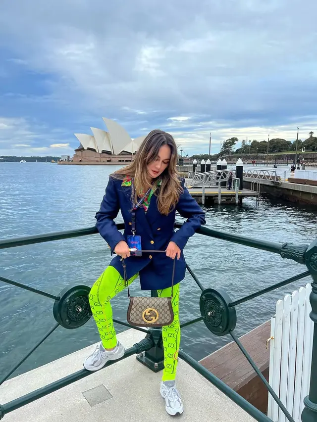 6 Inspirasi Padu Padan Outfit Warna Hijau ala Luna Maya, Stylish dan ...