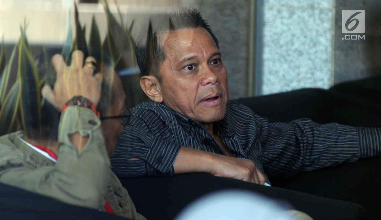 FOTO: KPK Periksa Tersangka Penyuap Emirsyah Satar - Foto Liputan6.com