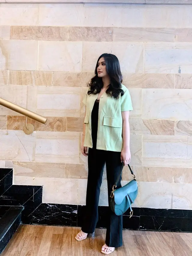 6 Potret Haviva Rifda, Pemeran Maureen Sang Pelakor di Mega Series ...