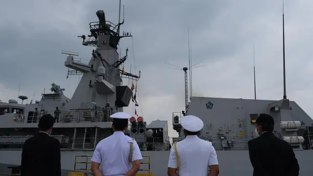 Usai Transit, KRI Bung Tomo-357 Berangkat dari Sri Lanka ke Pakistan ...