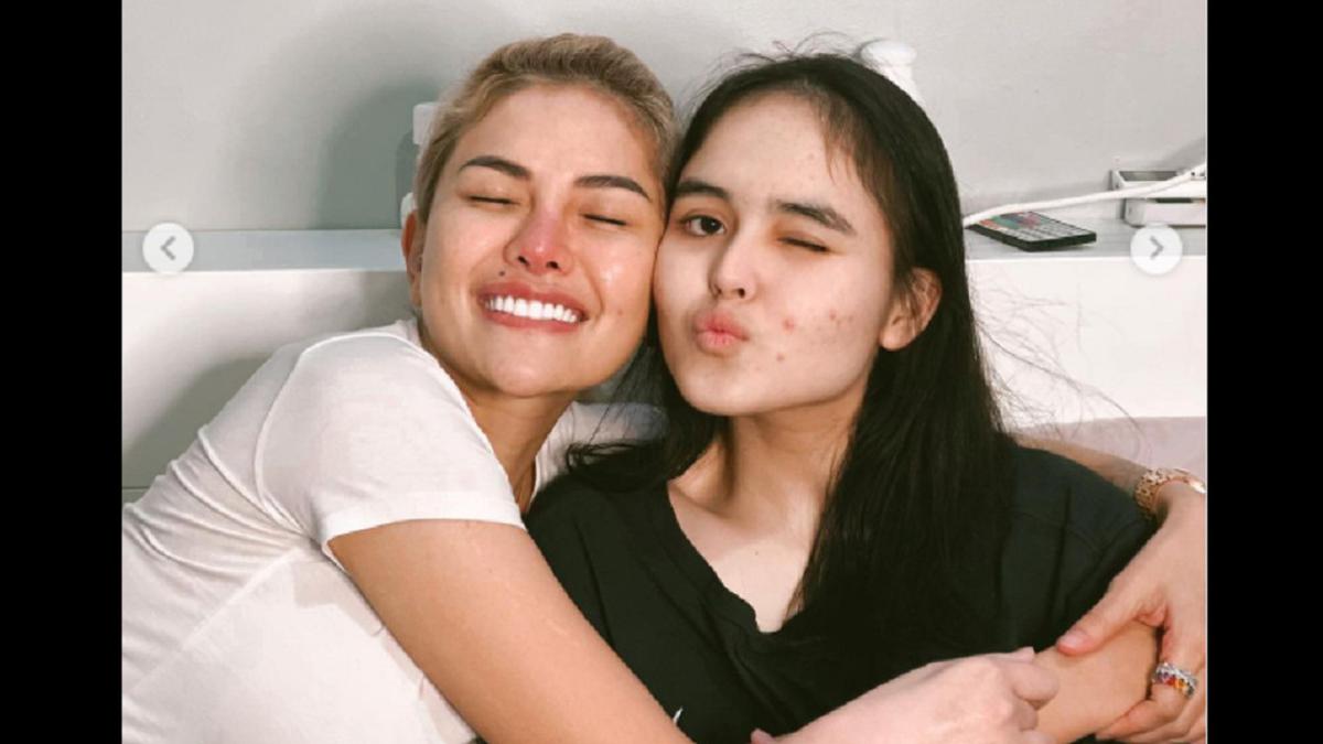 Edelenyi Laura Anna Sempat Akan Berobat ke China Diajak Nikita Mirzani ...
