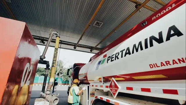 Stok Bbm Di Kalimantan Cukup Untuk 20 Hari Dan Lpg 7 Hari Libur