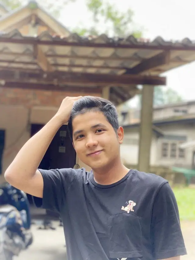 Potret Keserderhanaan 6 Artis ketika Pulang ke Kampung Halaman, Banjir Pujian - Hot Liputan6.com