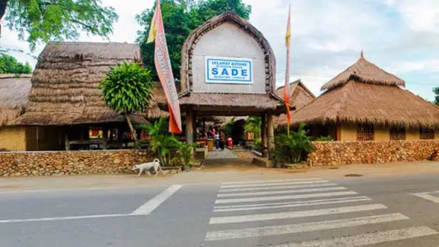 Misteri dan Makna di Balik Arsitektur Rumah Adat Sade - Regional ...
