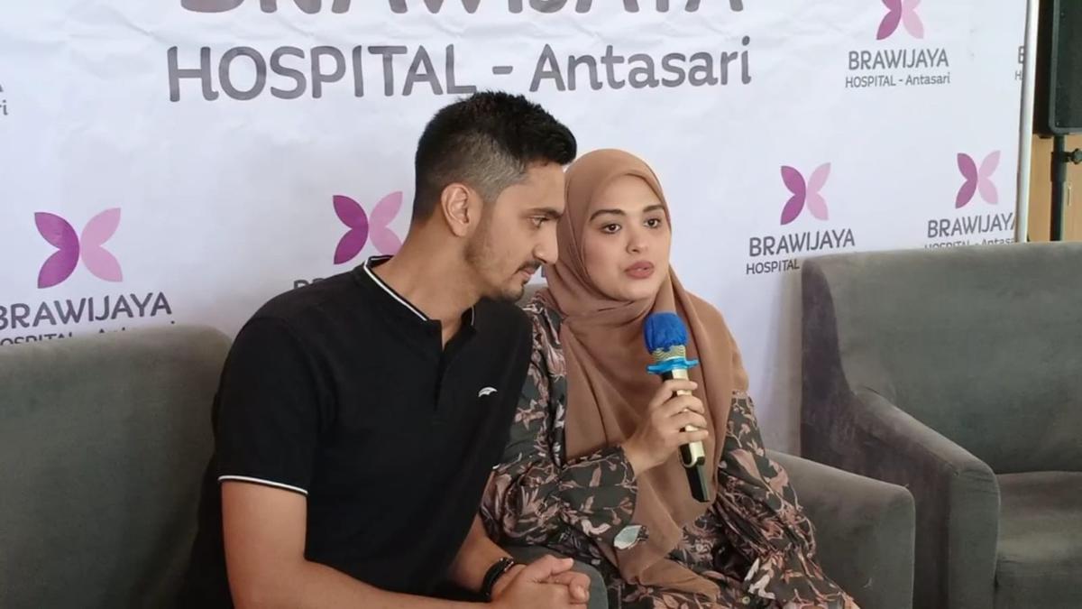Anak Kedua Vebby Palwinta Diberi Nama Omar Razie Bawazier, Ungkap ...
