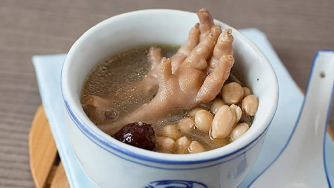 Resep Sup Ceker Ayam Bikin Awet Muda