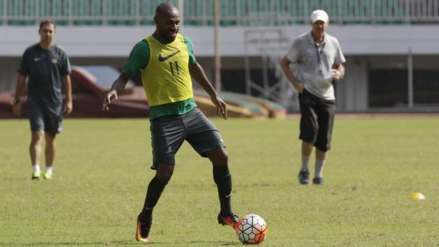 Boaz Solossa-Dominggus Fakdawer Bawa Semangat Persipura di Timnas ...