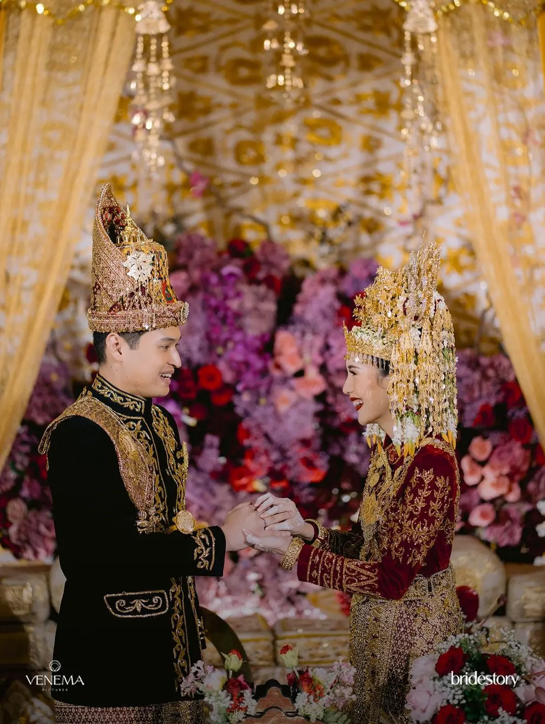 6 Potret Penampilan Bold dan Memesona Beby Tsabina yang Hari Ini Resmi ...