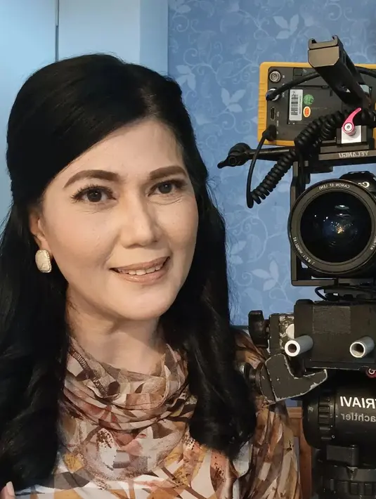 Populer Perankan Ibu Tiri Galak dan Kejam, Berikut Potret Terbaru Ibunya Bawang Merah - Photo ...