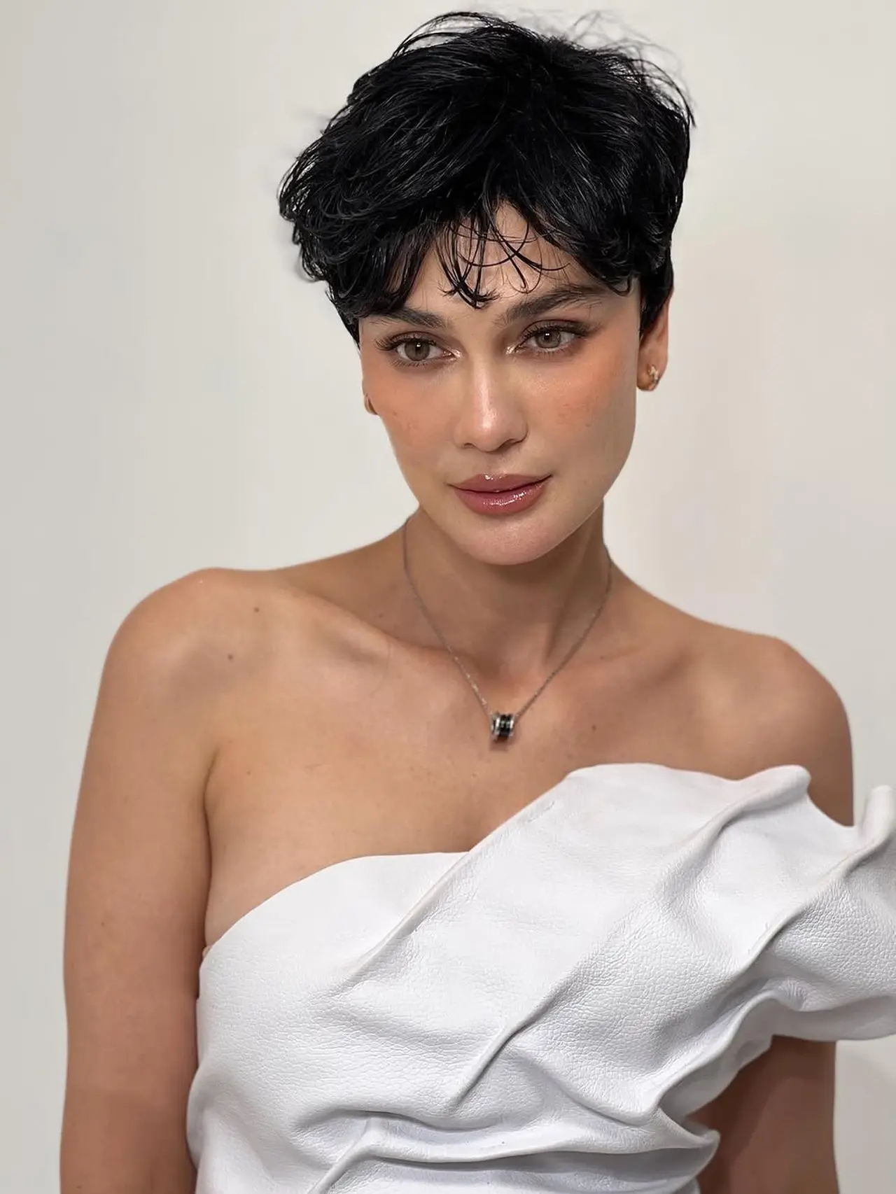 10 Model Rambut Pixie Cut untuk Wajah Oval Indonesia, Tampil Menawan ...