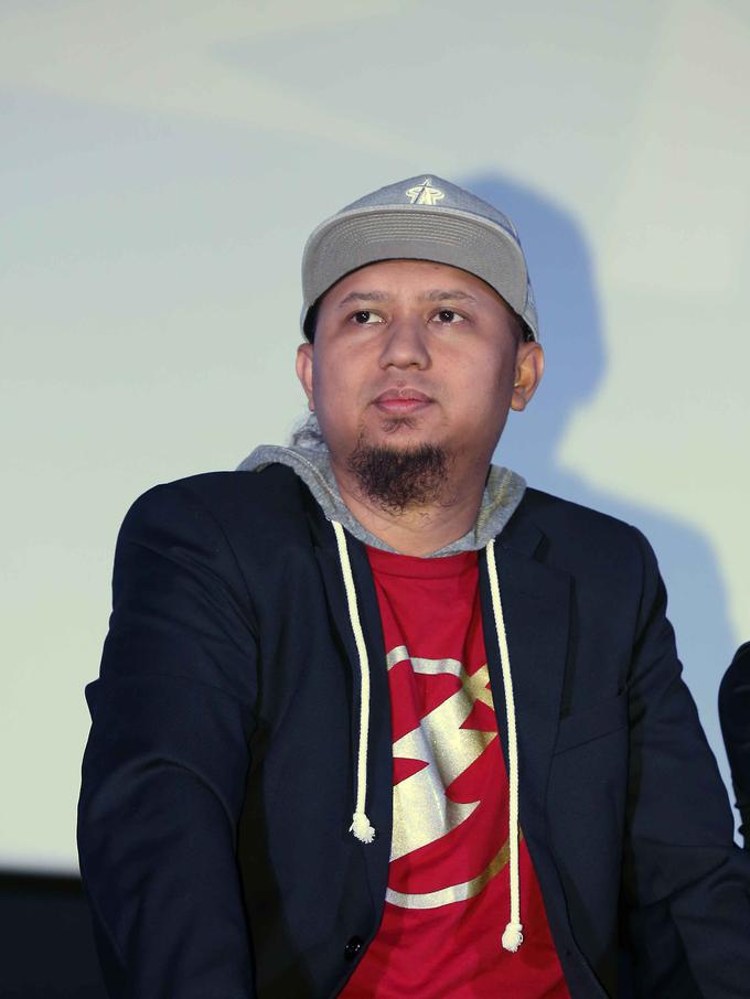 Usai Warkop Reborn, Anggy Umbara Siap Produksi Panji Tengkorak ...