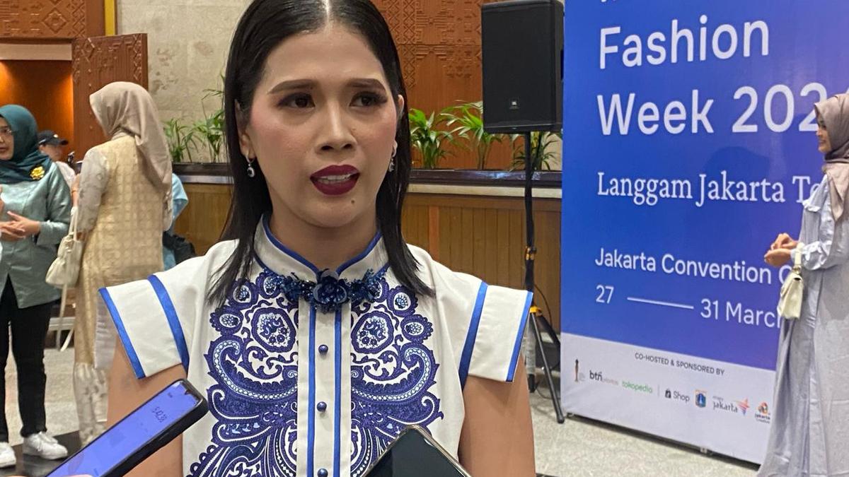 Novita Emilda Apresiasi dan Sorotan Atas Kejayaan Indonesia Fashion ...