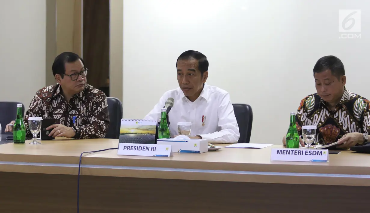 FOTO: Imbas Listrik Mati, Jokowi Datangi Kantor PLN - Foto Liputan6.com