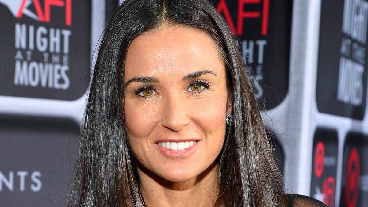 Kolam Renang 'Maut' Milik Demi Moore Belum Dikeringkan - Entertainment ...
