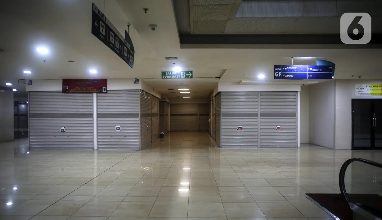 FOTO: Nasib Kios-Kios di Mangga Dua Square - Foto Liputan6.com