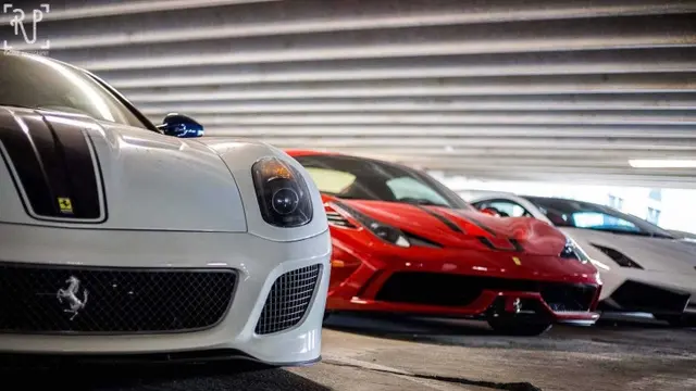Tempat Nongkrong Favorit Pemilik Mobil Mewah di Italia - Otomotif ...