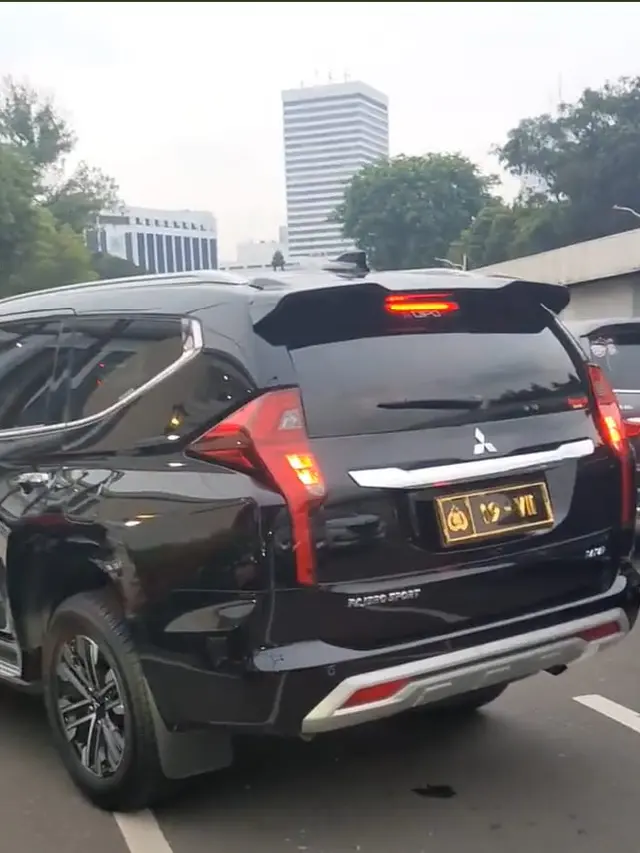 Mobil Berpelat Dinas Polri 19-VII Jadi Sorotan Netizen, Apa Sebabnya ...