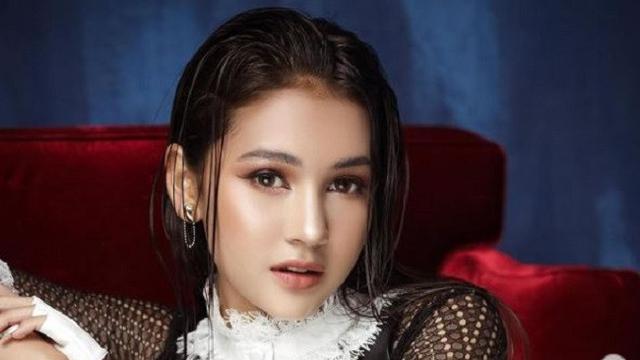 Sosok Sandrinna Michelle Masuk Nominasi Wanita Tercantik Dunia Versi TC ...