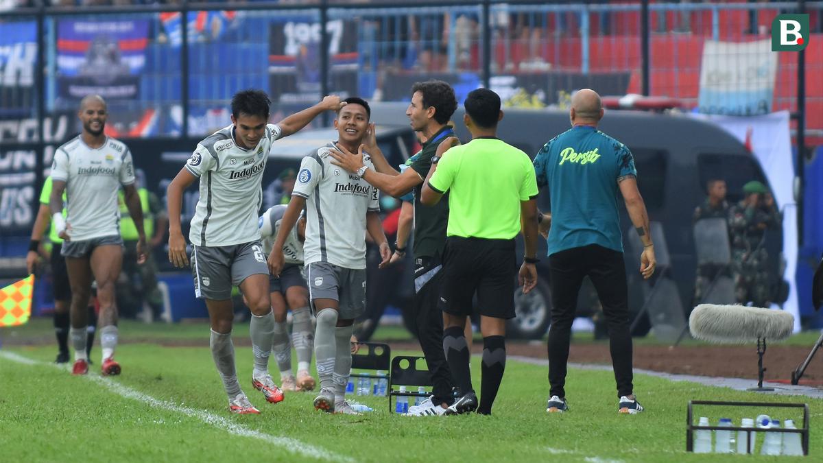 BRI Liga 1: Umuh Muchtar Deg-degan saat Persib Tertinggal di Markas Arema, tapi Plong Melihat ...