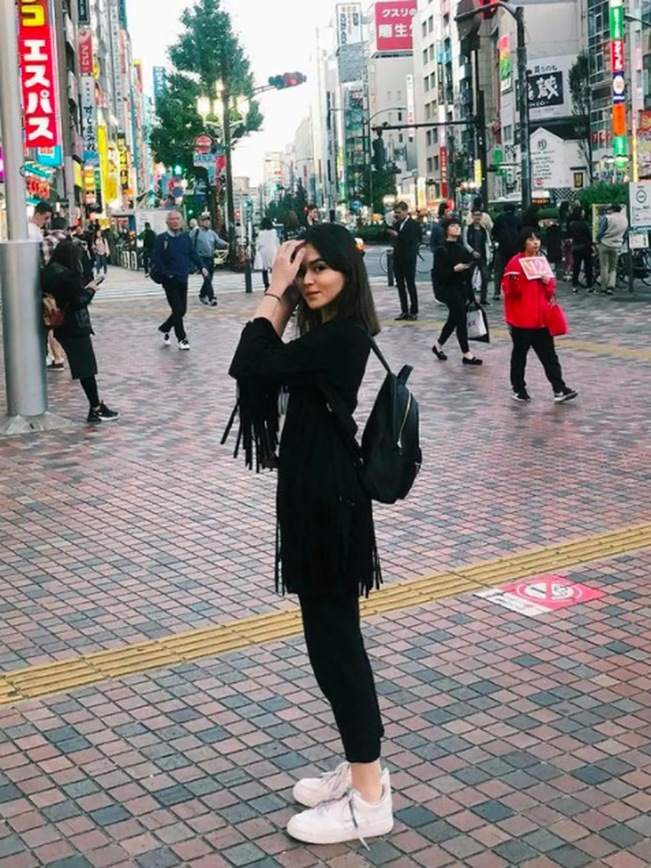 Dikenal Gadis yang Periang, Ini 7 Potret Laura Anna Sebelum Alami ...