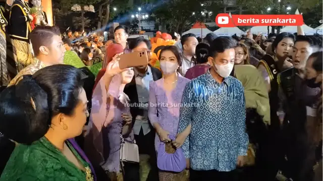 6 Potret Selvi Ananda dan Gibran Rakabuming di Final Pemilihan Putra Putri Solo 2022 - Hot ...