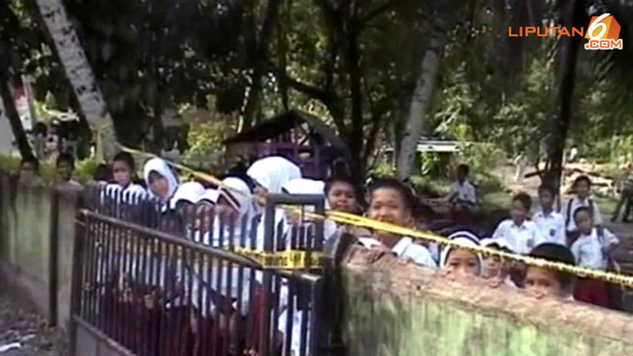 VIDEO: Gedung SD Terbakar, Sekolah Tidak Diliburkan - News Liputan6.com