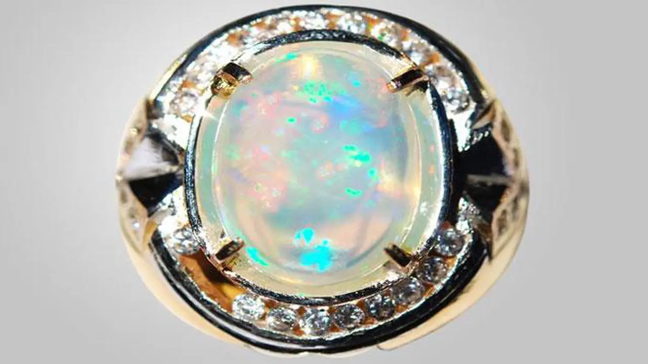 7 Jenis Batu Mulia dan Harganya yang Harus Dipahami, Jangan Sampai ...