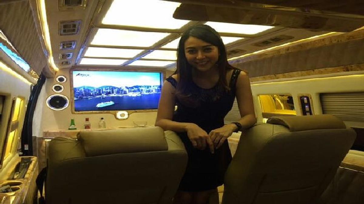 Sulap Kabin Mobil Layaknya Limousine, Berapa Biayanya?