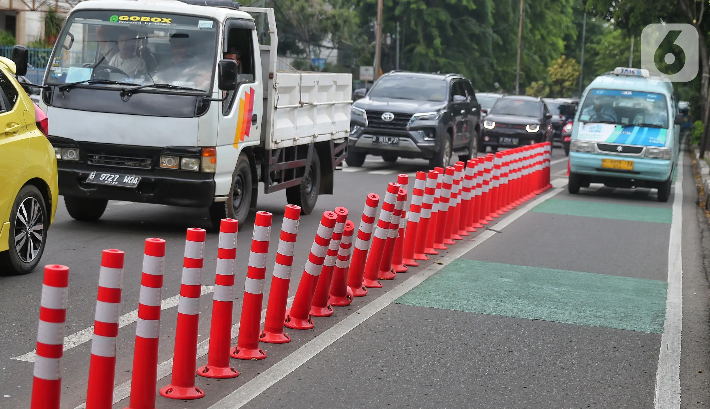 Pembatas Jalur Sepeda Mulai Tak Terawat dan Usang - Foto Liputan6.com