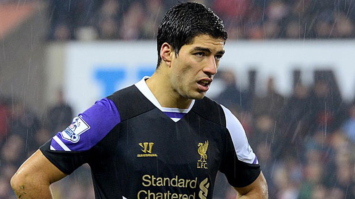 Ini Target Suarez Bersama Liverpool di Musim 2013/2014 - Bola Liputan6.com