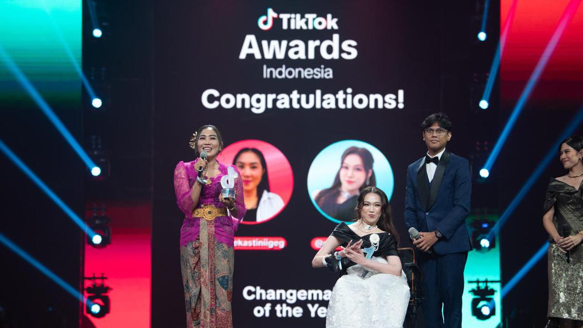 Dari Fuji An hingga Jennifer Coppen Bawa Pulang Piala TikTok Awards ...