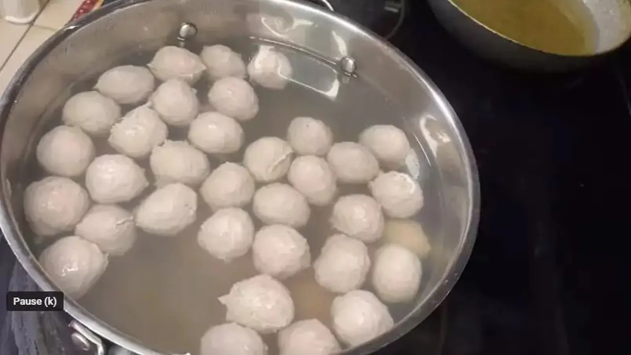 Cara Membuat Bakso Daging Sapi yang Kenyal dan Lezat, Berikut Resep ...