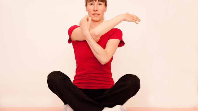 10 Gerakan Saat Bangun Tidur agar Leher Tak Kaku - Health Liputan6.com