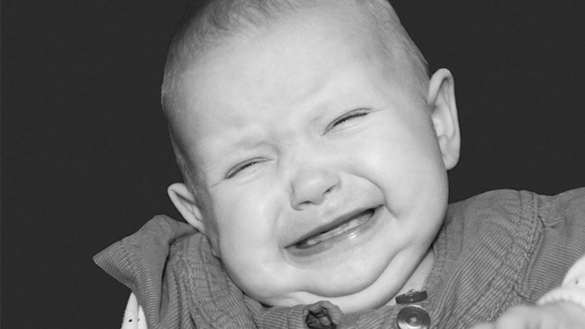 Mom, Ini yang Harus Kamu Lakukan Saat Bayi Menangis - Lifestyle Fimela.com