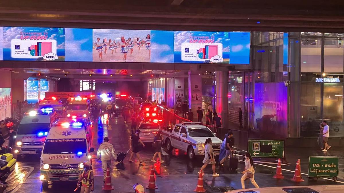Kemlu RI: Tidak Ada WNI Jadi Korban Penembakan di Siam Paragon Mall ...