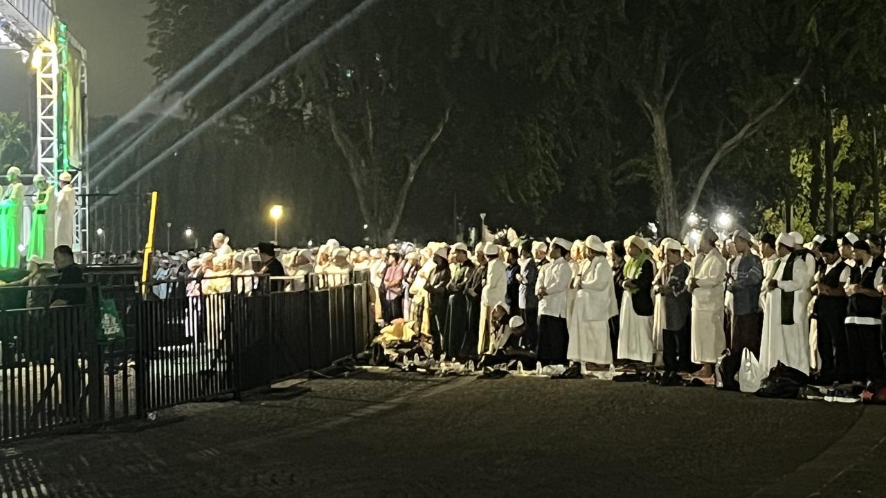 Reuni 212 Gelar Salat Gaib di Monas untuk Korban Bencana Sumatra