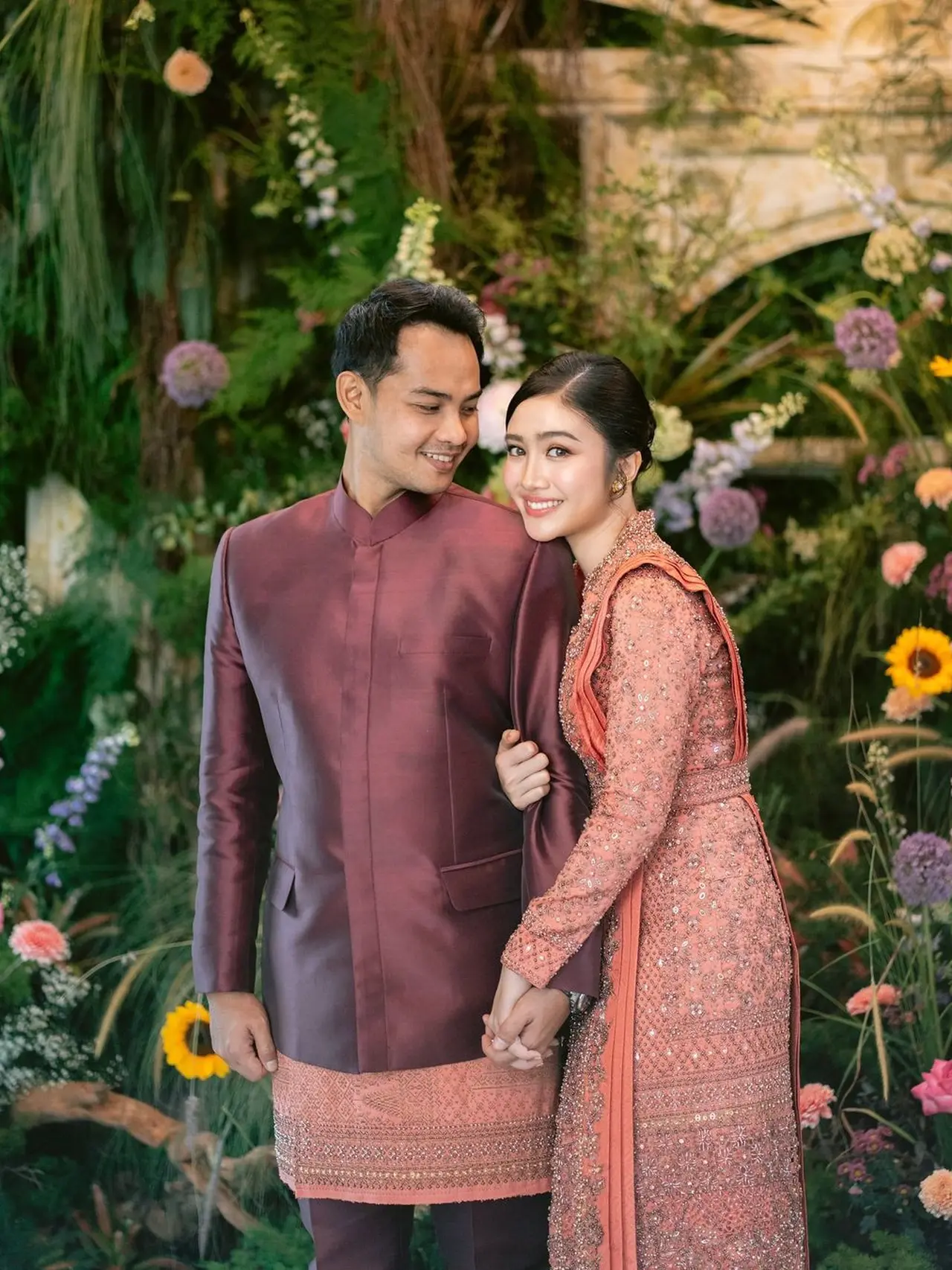 7 Potret Tunangan Febby Rastanty dan Kekasih yang Seorang Polisi ...