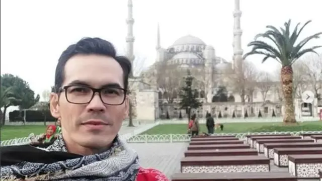 Atalarik Syach di Tanah Suci, Anak-Anak Didatangi Bareskrim - ShowBiz ...