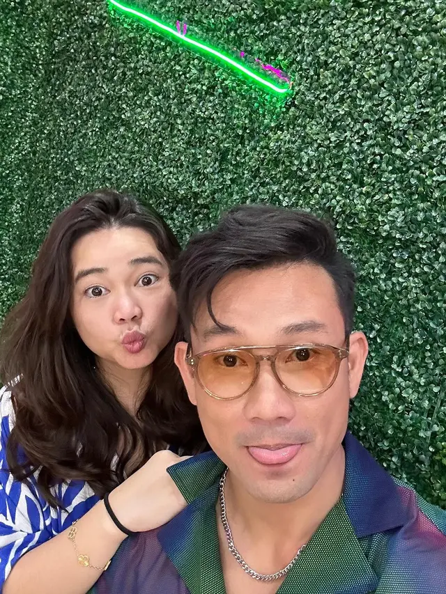 Denny Sumargo dan Istri Membatasi Publikasi Kelahiran Anak Pertama ...