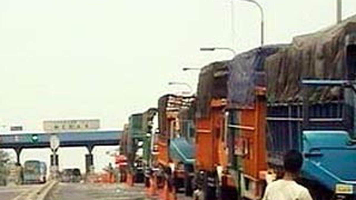 Jalan Tol Jakarta-Merak Telah Dibuka