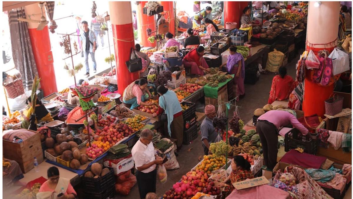 Ima Keithel di India Diklaim Pasar Terbesar Sedunia yang Dikelola ...