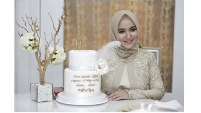 7 Potret Terbaru Risma Nilawati, Mantan Istri Ferry Maryadi yang Kini ...