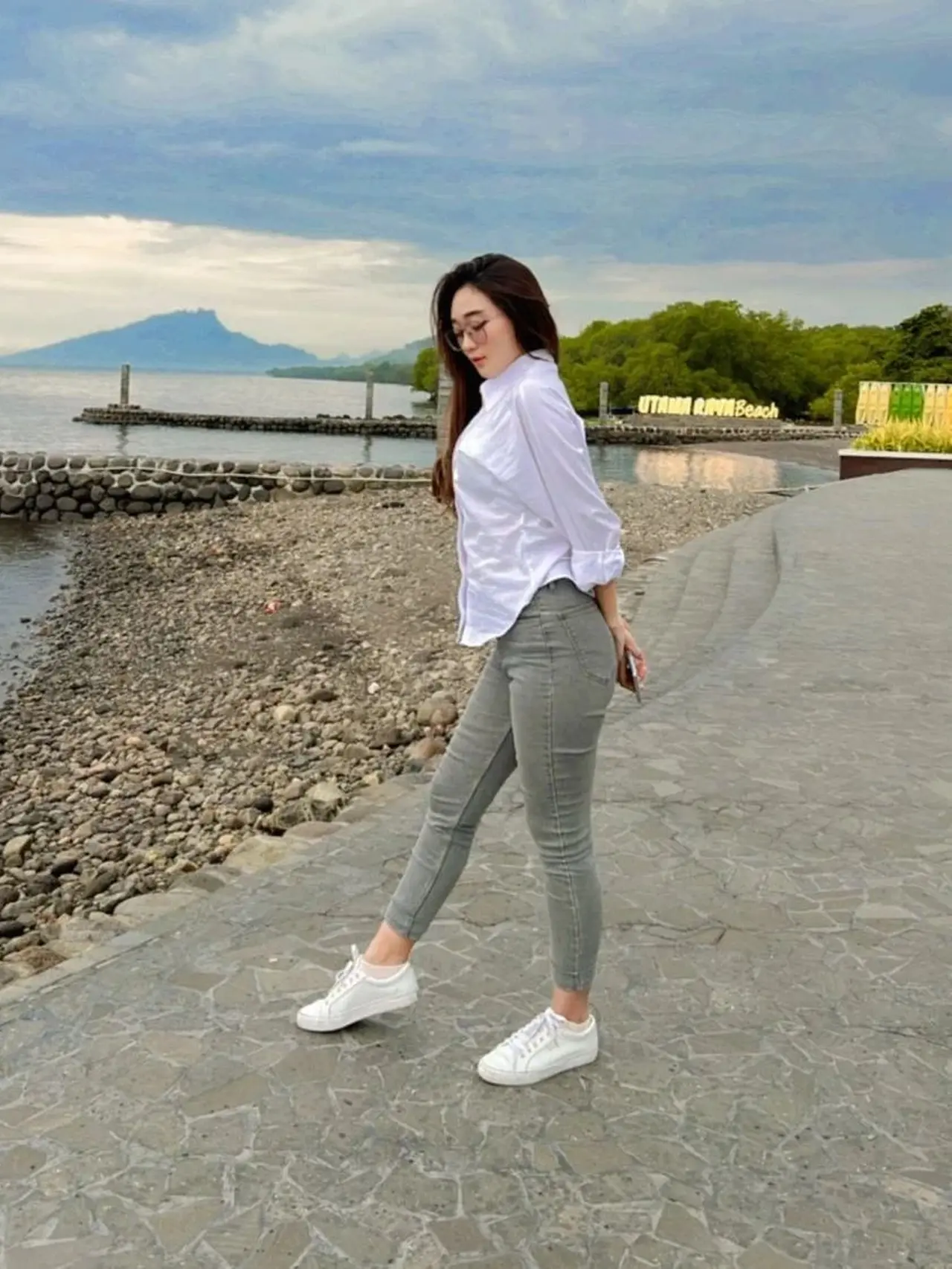 Pedangdut Difarina Indra Bagikan Kondisi Terkini Usai Kecelakaan di Tol ...