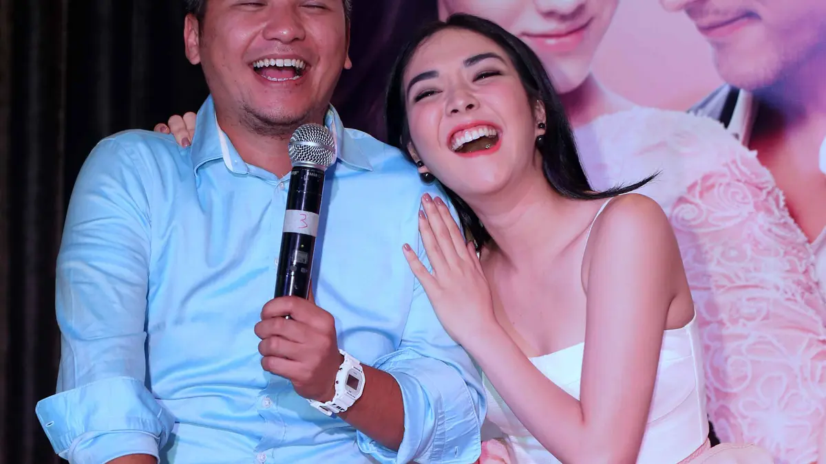 Gading Marten Bahagia Berhasil 'Tikung' Gisella dari Pacarnya - Entertainment Fimela.com