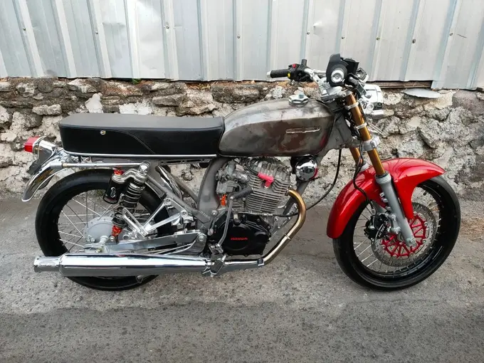 10 Potret Modifikasi Honda CB Herex Style, Ciri Khas Modif Klasik Ala ...