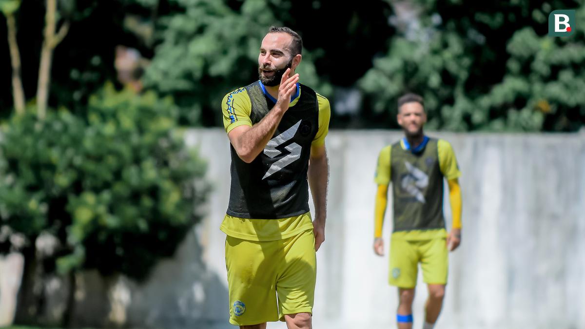 BRI Liga 1: Alami Cedera Hamstring, Bek Asing Arema FC Baru Pulih di ...