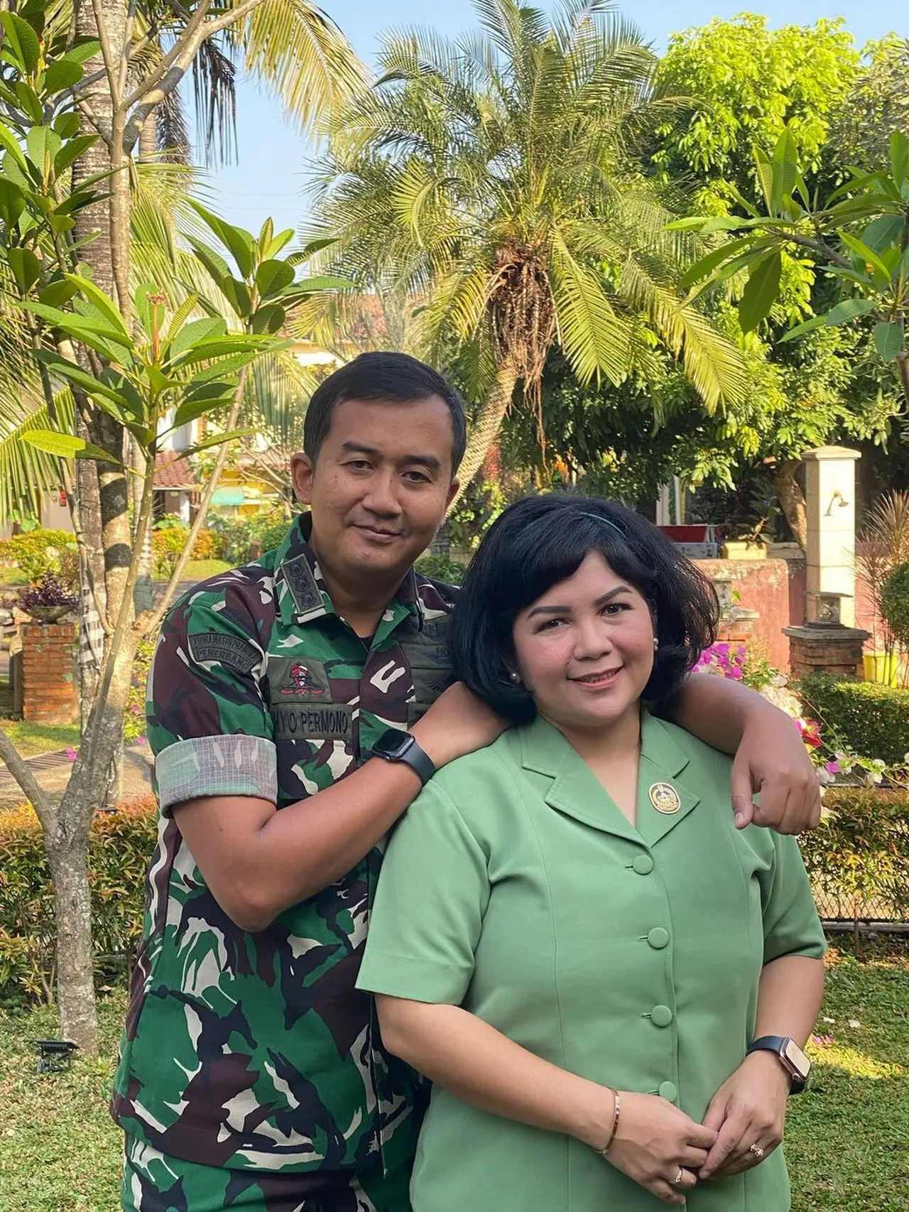 Jadi Istri Perwira TNI, Ini 6 Potret Joy Tobing Pakai Baju Persit - Hot ...