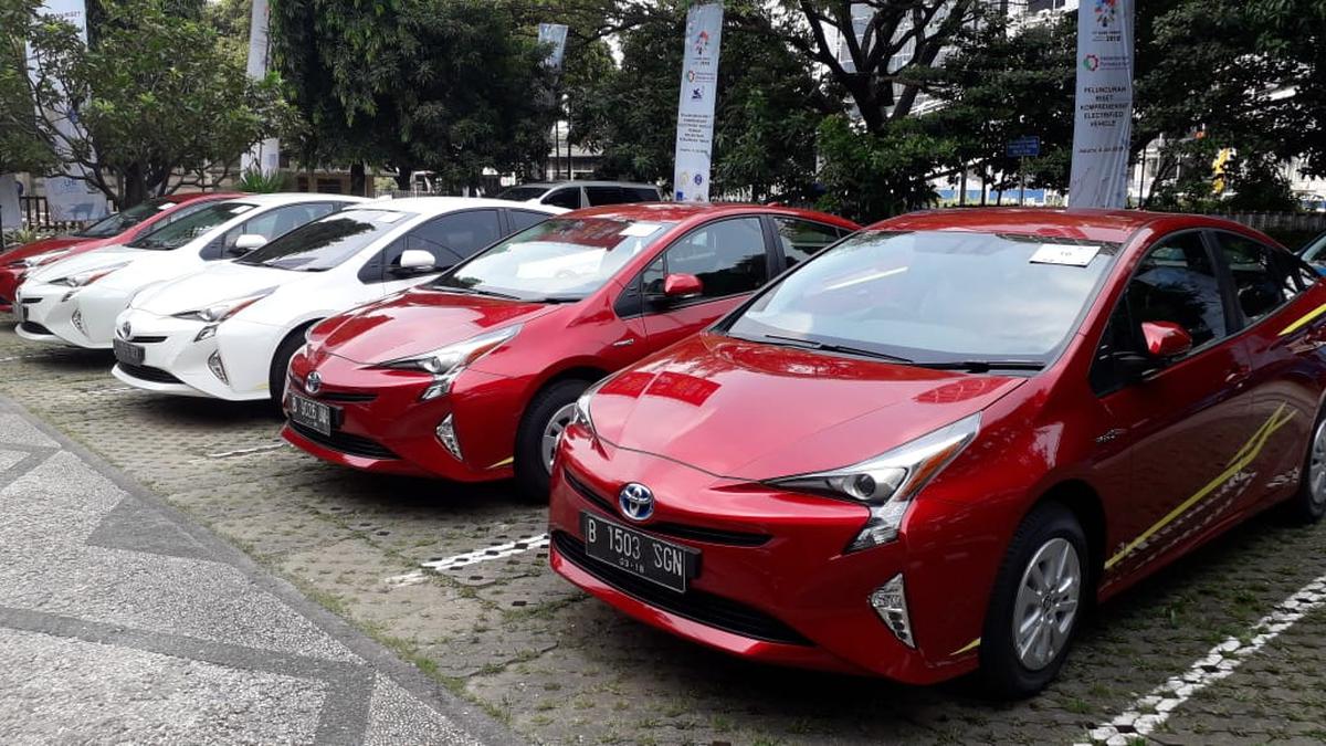Tarif PPnBM Mobil Hybrid dan PHEV Naik, Ini Respons Toyota - Otomotif ...