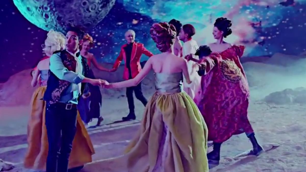 5 Simbol Seks yang Tersebar di Videoklip Big Bang Bae Bae - ShowBiz Liputan6.com